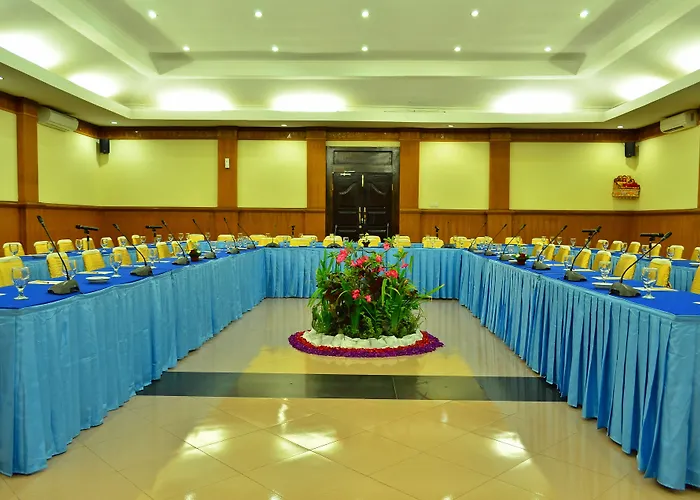 INNA SINDHU BEACH HOTEL & RESORT, SANUR (BALI)