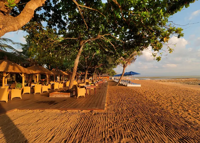 INNA SINDHU BEACH HOTEL & RESORT, SANUR (BALI)